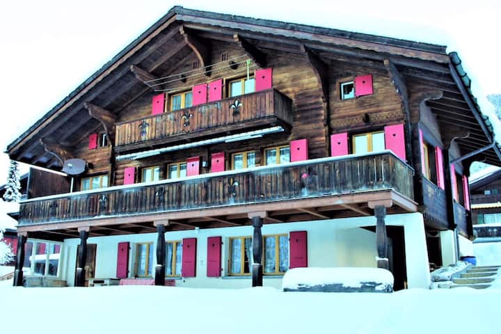 Authentique Chalet Loué Dans Son Ensemble - Lauterbrunnen