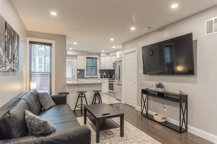 Spacious 3br Rowhome | Near Penn, Chop & Drexel - Bryn Mawr, PA