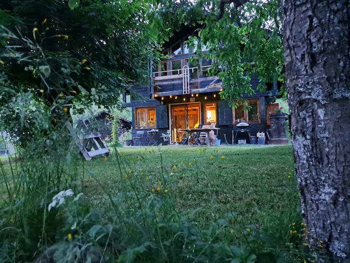 Chalet Cocooning Dans Un Coin De Verdure - Manigod