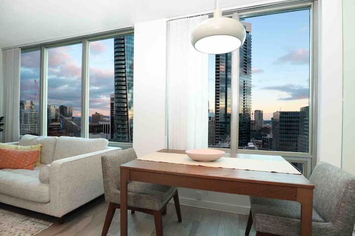 Water View 1 Bedroom - 1 Office In Downtown - Vancouver
