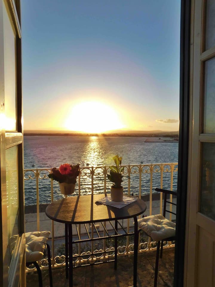 A’marina, Camera Sul Mare Nel Cuore Di Ortigia - Siracusa, Italia