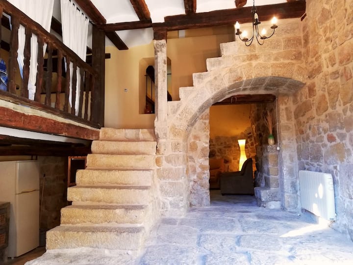 Casa Del Siglo Xvi Rehabilitada - La Fresneda