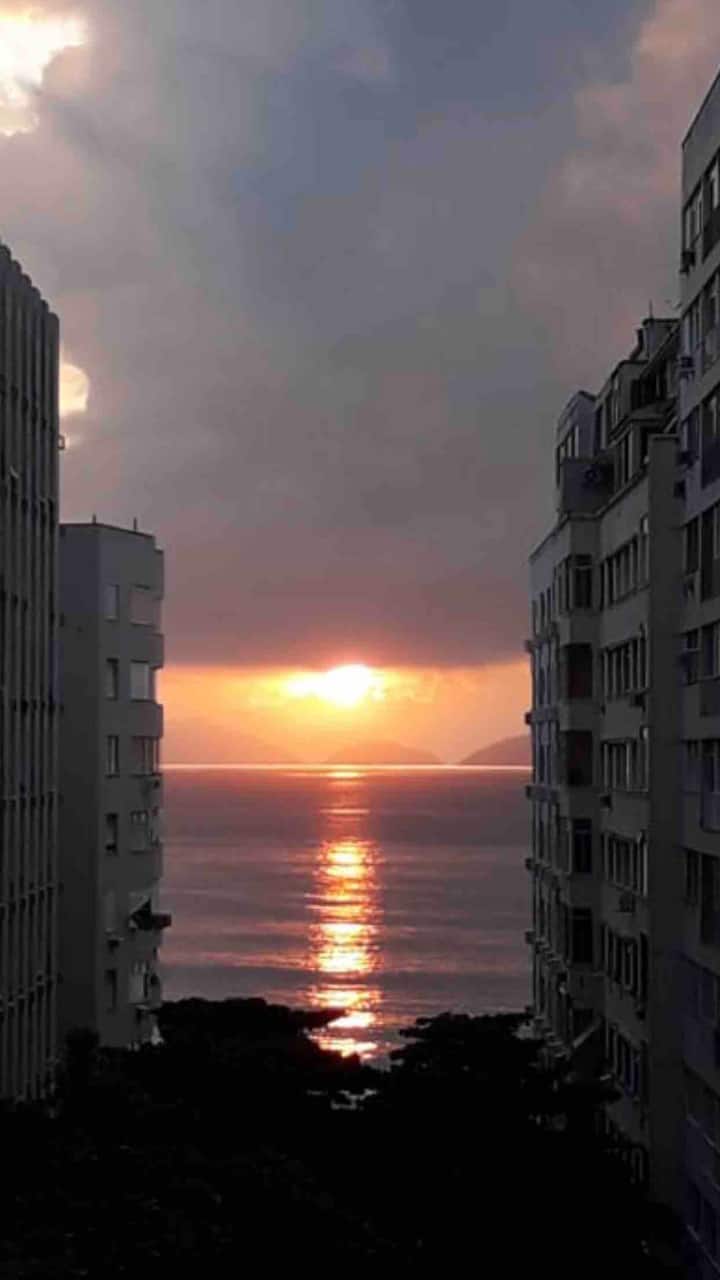 Copacabana, Amplo E Vista Para O Mar!!! Posto 6! - Ipanema