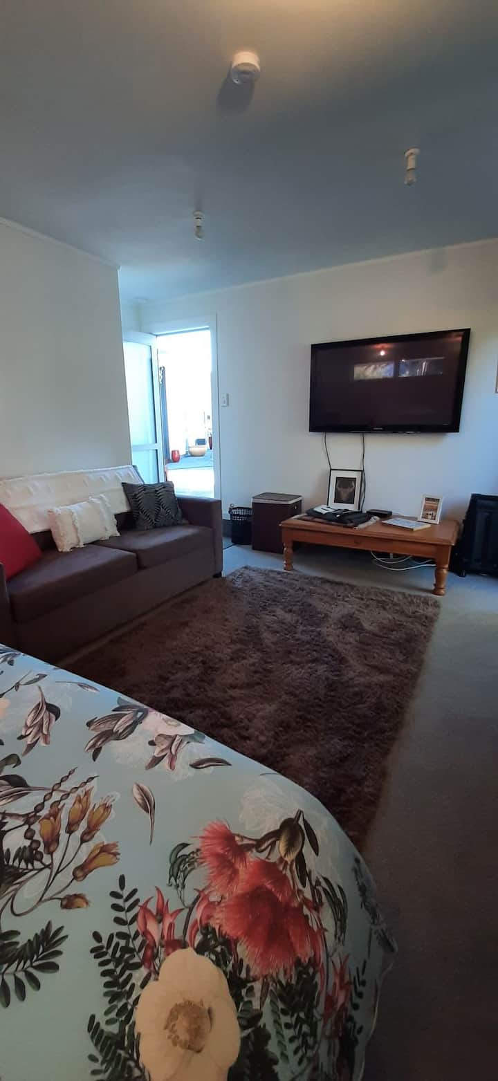 Private Outside Room - Taupō