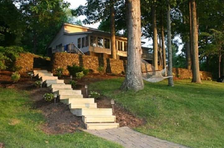 Molto Bello Il Lotto, Privato E Sereno - Smith Mountain Lake, VA