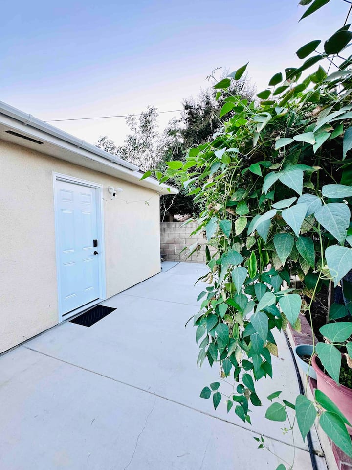 Gardenview300sqft 10minstodisney W/privateentrance - Placentia