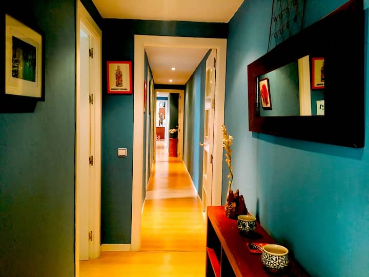 Luminoso, En Triana, Con Todas Las Comodidades - Siviglia