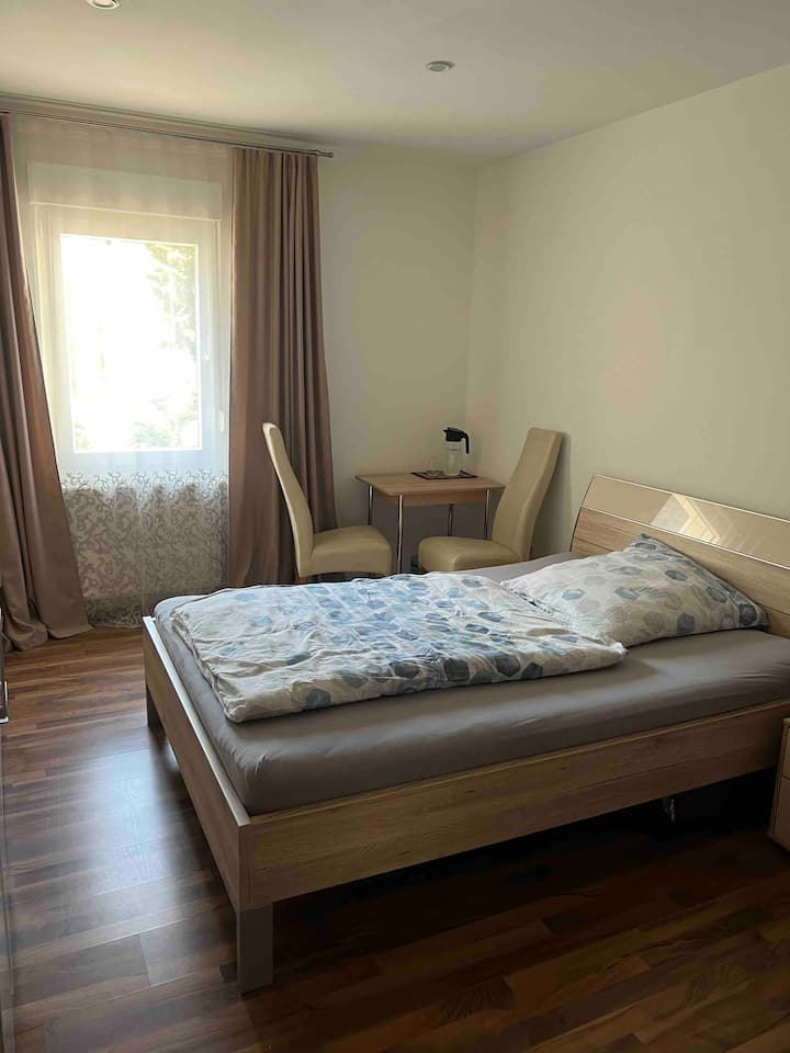 Zur Alleinigen Nutzung, Zentral. - Nürnberg