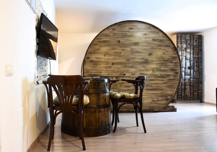 Cool Wine Apartment In Fabrka - Liubliana