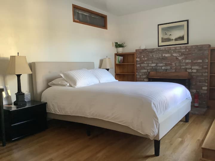 Mima's Cottage - Santa Monica, CA