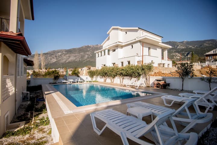 Denize 4km,merkezi Konumda - Ölüdeniz