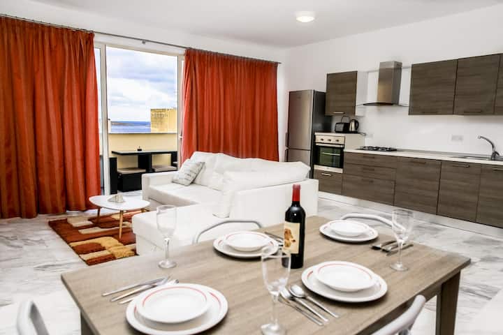 Luxury Penthouse 2 Bedroom No.1 Seaview - Malta
