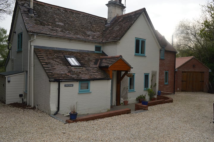 Fab, Cosy Cottage On The Jurassic Coast - Lulworth Cove