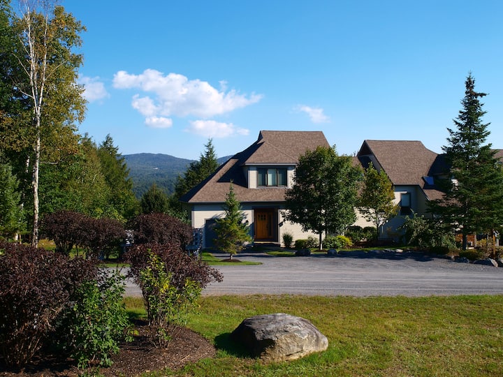 Chic Retreat, W/hot Tub & Sauna In Stowe, Vt - Stowe, VT