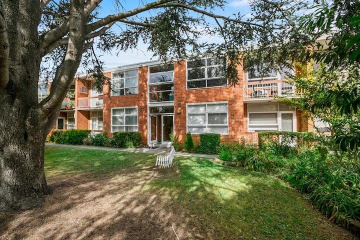 Domi Rentals - The Meadow Gardens - Saint Kilda