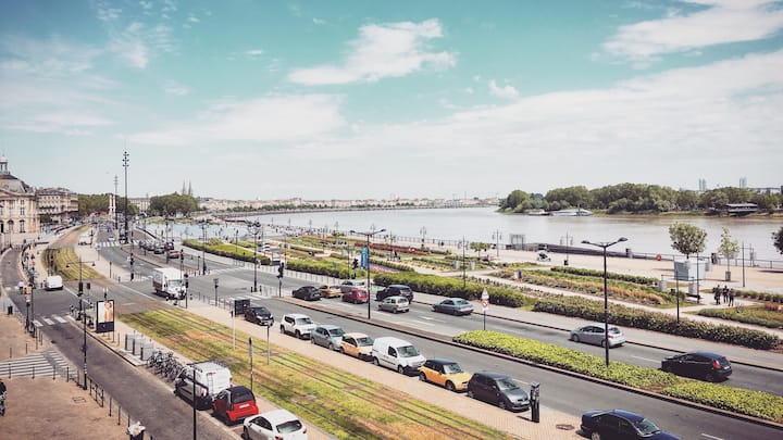 60m² - Plein Centre - Vue Quais &  Miroir D'eau - Bordeaux