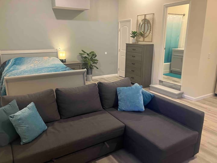 Westside Modern Studio - Ukiah, CA