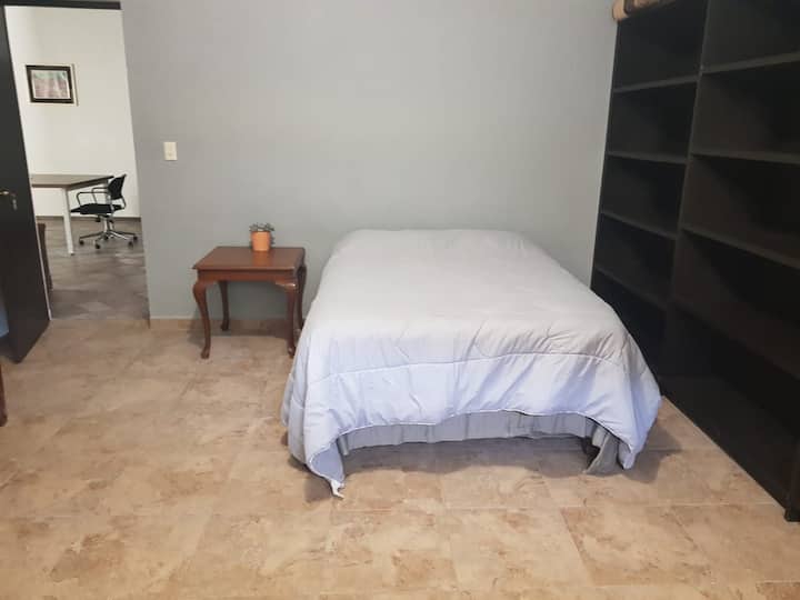 Ubicación, Tranquilidad, Y Conveniente. - San Pedro Garza García