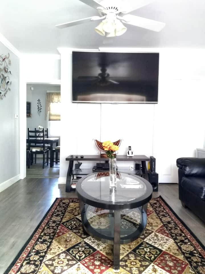 "Cozy Nook In The Valley." 25 Mins Away From Nyc - Harrison, NJ