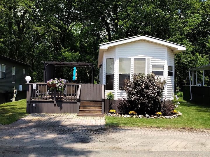 Family Cottage Fun At Sherkston Shores Resort - Crystal Beach