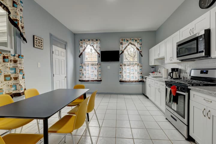 Large Bright Room New House Wifi Tv Min To Nyc - Jersey City, NJ