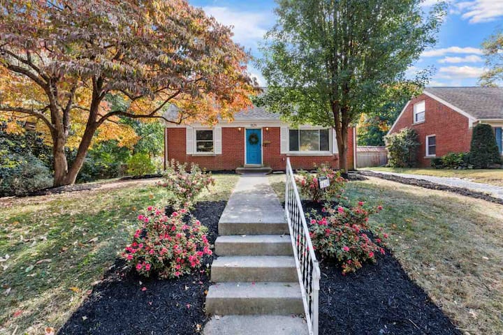 Charming Retreat Near St Joe- Access To Downtown - Lexington, KY