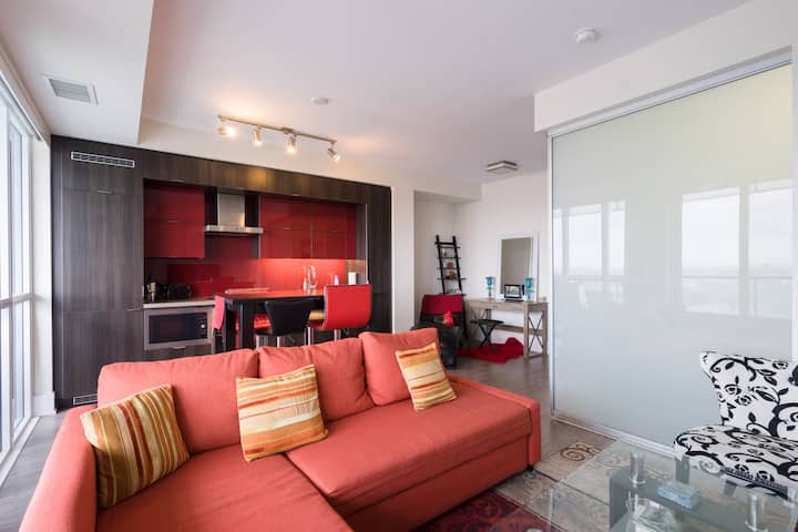 Lake & City View, Cn Tower Suite, Rooftop Pool - Toronto