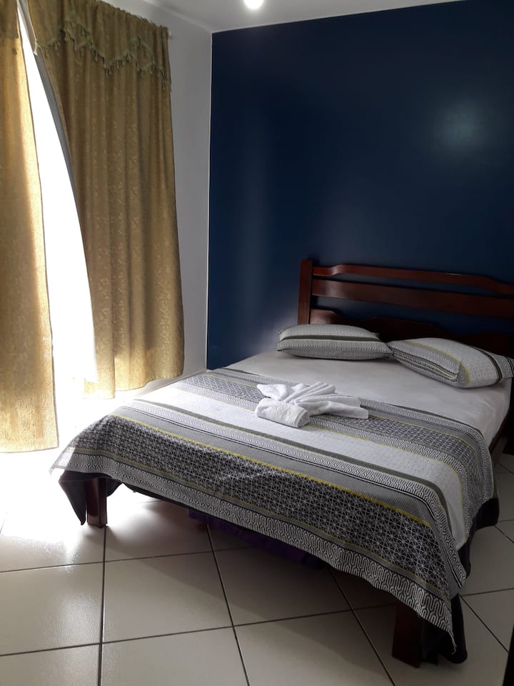 Quarto Casal Tô Em Casa - Guaratuba
