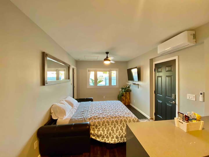 *Adorable Luxury Suite! W/private Entrance - Chula Vista, CA