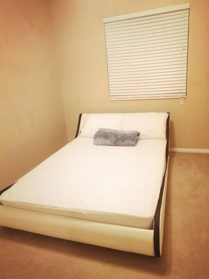 Extra Room For Guests. - Logan, UT