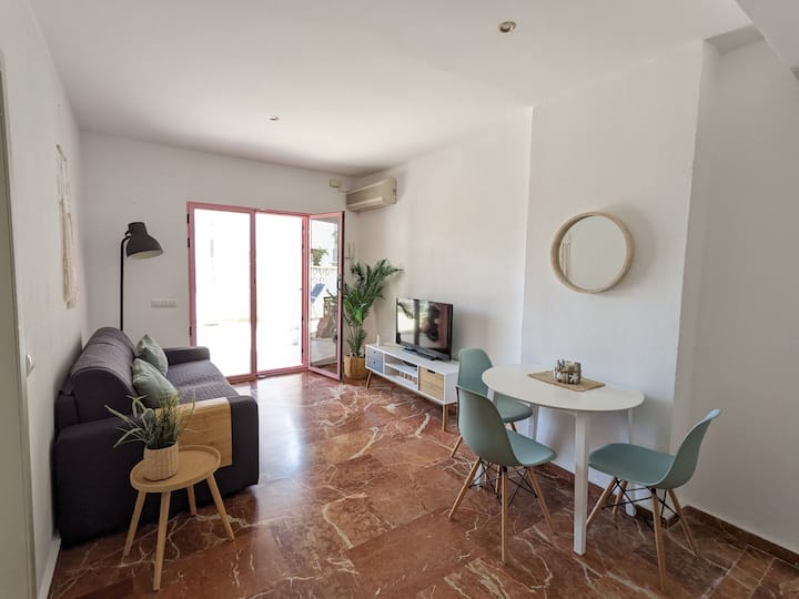 First Line Fossa Beach - Calp