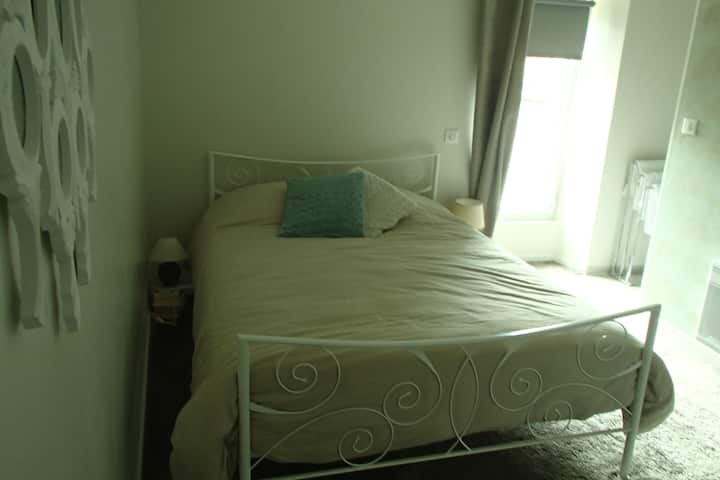 Chambre 4 Couchages Et Douche - Angoulême