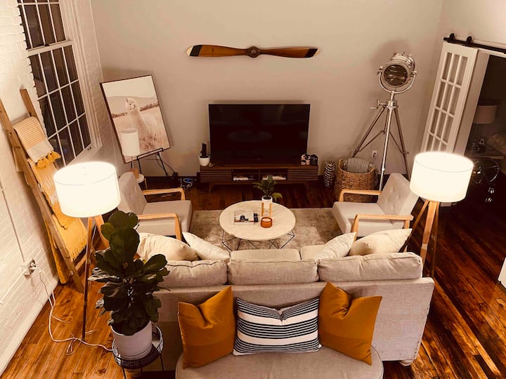 One Bedroom Loft With On Site Parking - Utica, NY