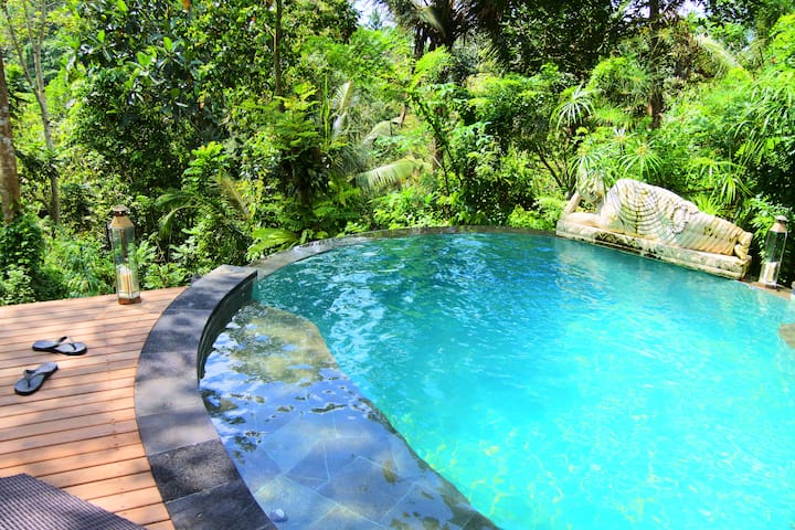 Embrace Nature With An Open Bedroom! - Ubud