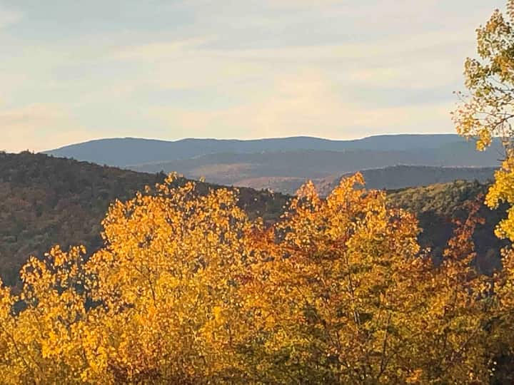 Modern Farmhouse Mountain View - Jackson, NH