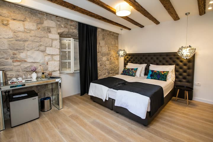 City Center Rooms - Deluxe Room 1 - Dalmatia