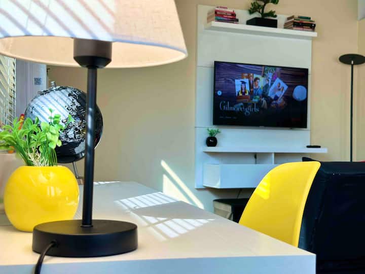 Bright And Modern Apt By The Beach - Hermosa Beach, CA