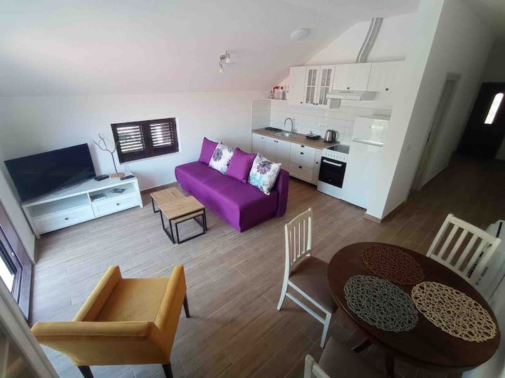 Seaview Nest - Kotor