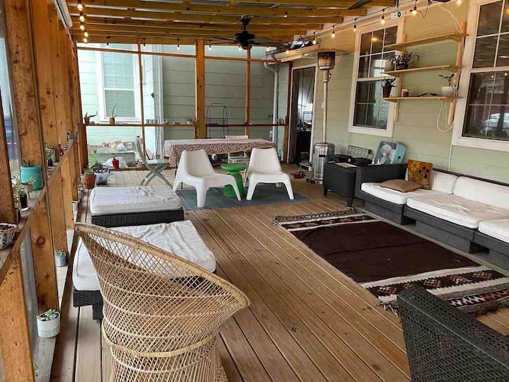 Charming Family Friendly Studio - オースティン, TX