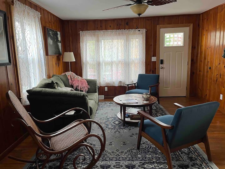 The Little Backyard Guest House - Moores Lake, DE
