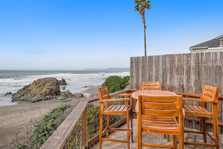 (050) A World Away - Cayucos, CA