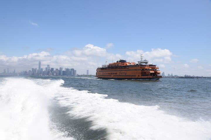 Students Welcome, 2 Bedroom Close To All 30% Off - Staten Island