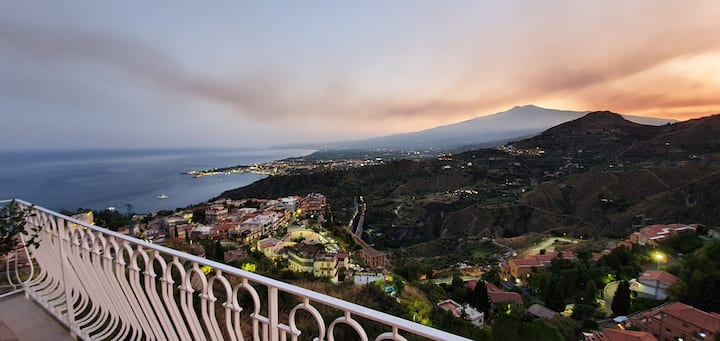 Villa Erika: 100m² With Amazing Sea & Etna View! - Taormina