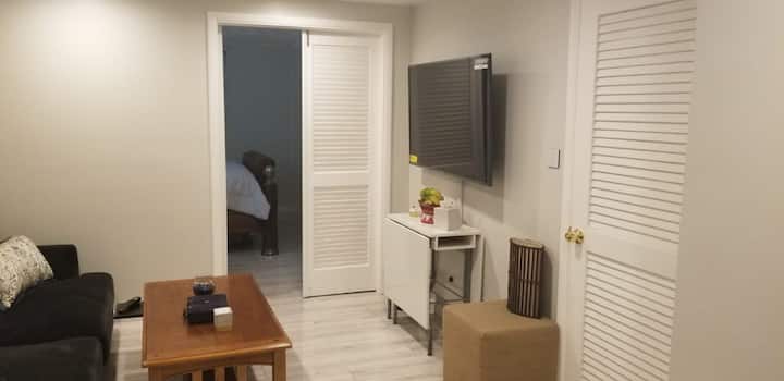2-bedroom Home In Prime Location - Falls Church, VA
