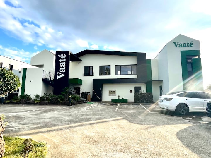 #2 뚜벅이 최고 버정앞 개인테라스 오션뷰 디자이너의 팬션 - Jeju-si