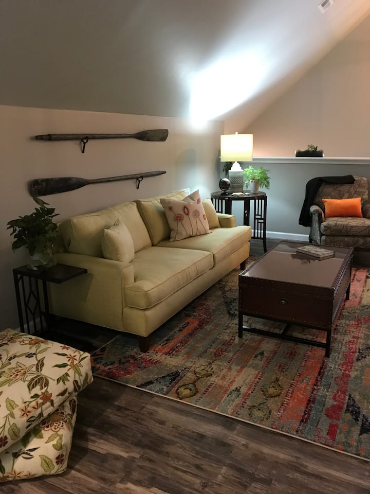 The Travelers Loft - Travelers Rest, SC
