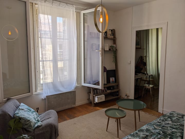 Bordeaux: Appartement Cosy En Face Des Quais - Burdeos