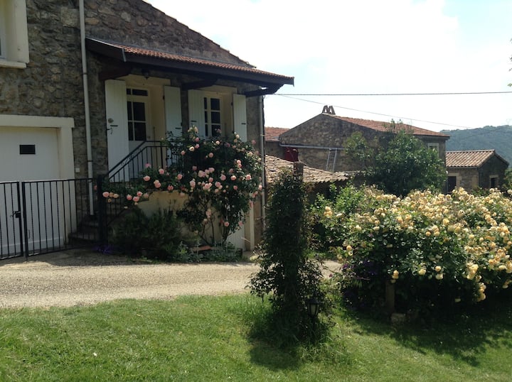 Le Vitrier - Spacious Country Gite - Tain-l'Hermitage