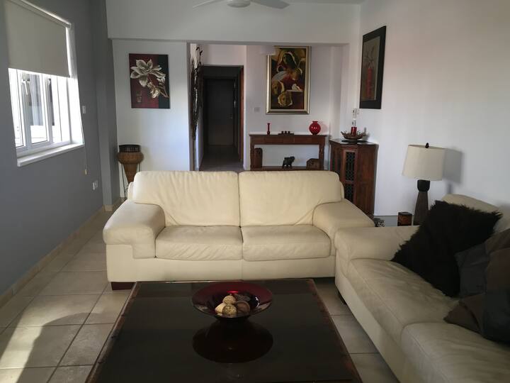 Luxury 3 Bedroom Apartment Larnaca Town Cyprus - 拉納卡