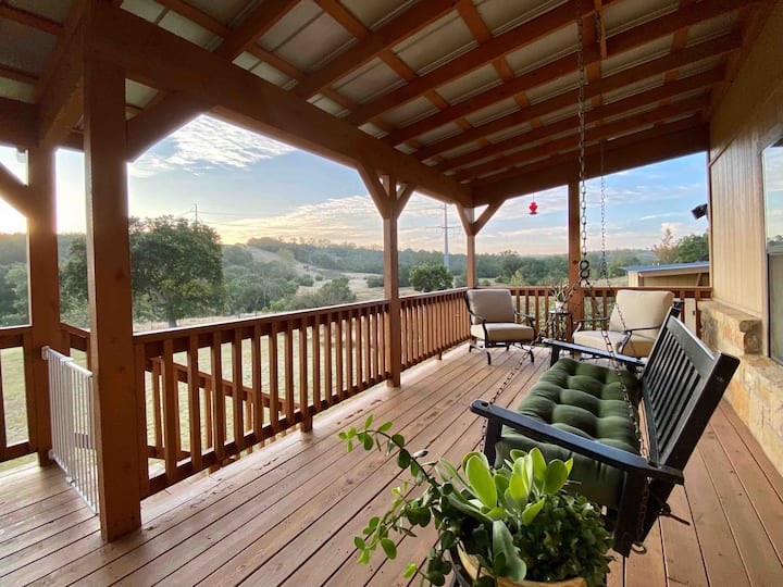 The Bramble Haus - Spacious & Cosy 4 Bedroom Home - Kerrville, TX